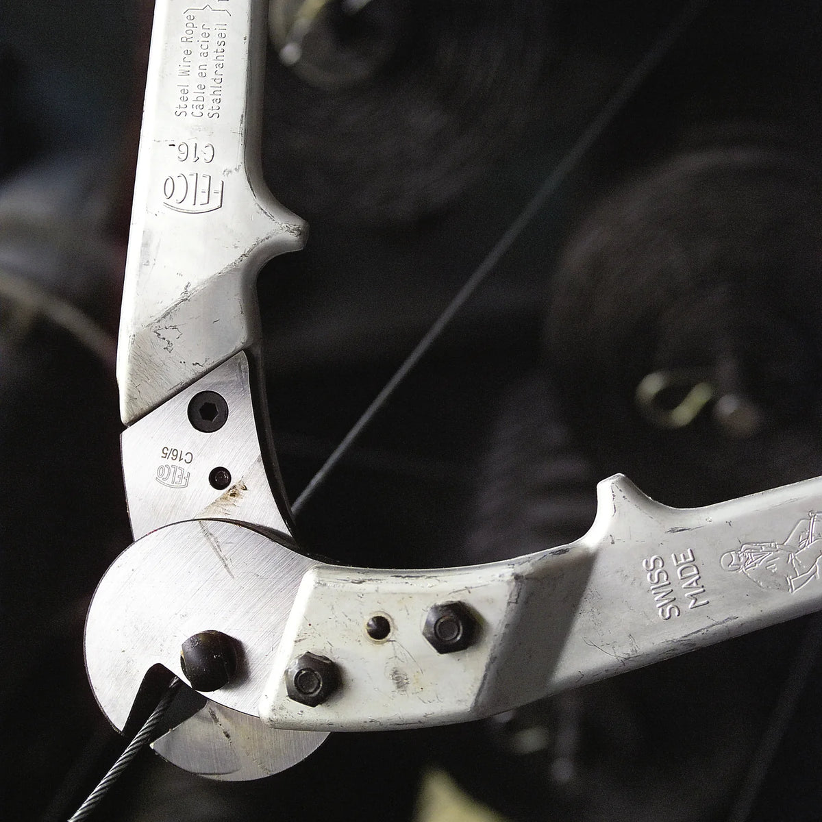 Felco C16 Heavy-Duty Two-Handed 16mm Steel Cable/Wire Cutters – Arbormaster